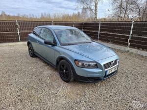 Blue Volvo C30 2007 in Siauliai, with an engine capacity of 1.60 L and mileage of 285 thousand km for 1500 €, photo 8 on AUTOMOTO.COM.LV
