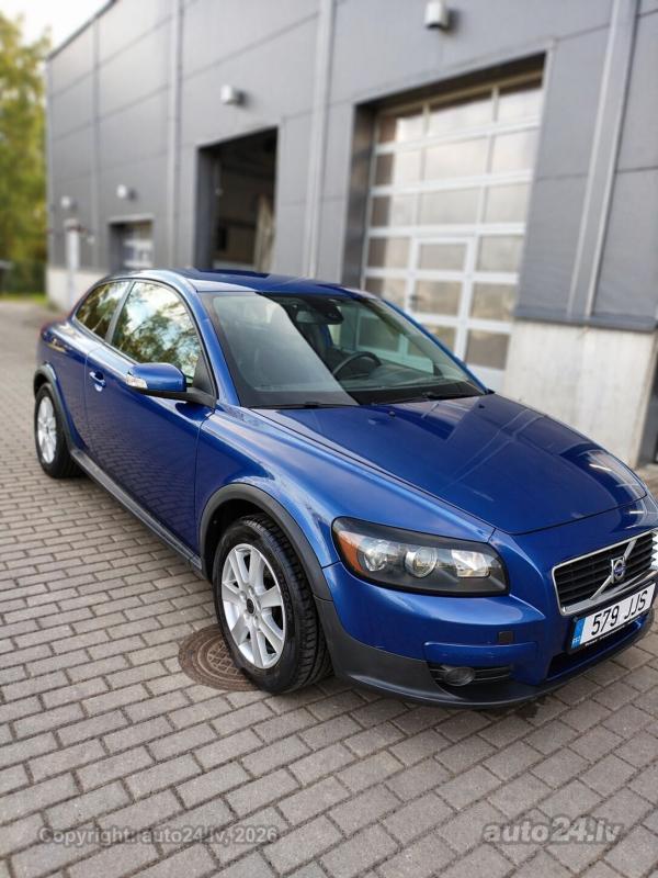 Zils Volvo C30 2007 Tallina, ar dzinēja tilpumu 1.60 L un nobraukumu 388 tūkst. km par 2500 €, foto 1 vietnē AUTOMOTO.COM.LV