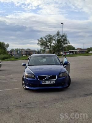 Zils Volvo C30 2007 Rīga, ar dzinēja tilpumu 2.00 L un nobraukumu 342 tūkst. km par 2300 €, foto 3 vietnē AUTOMOTO.COM.LV