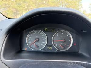 Blue Volvo C30 2007 in Riga, with an engine capacity of 1.60 L and mileage of 340 thousand km for 1980 €, photo 8 on AUTOMOTO.COM.LV