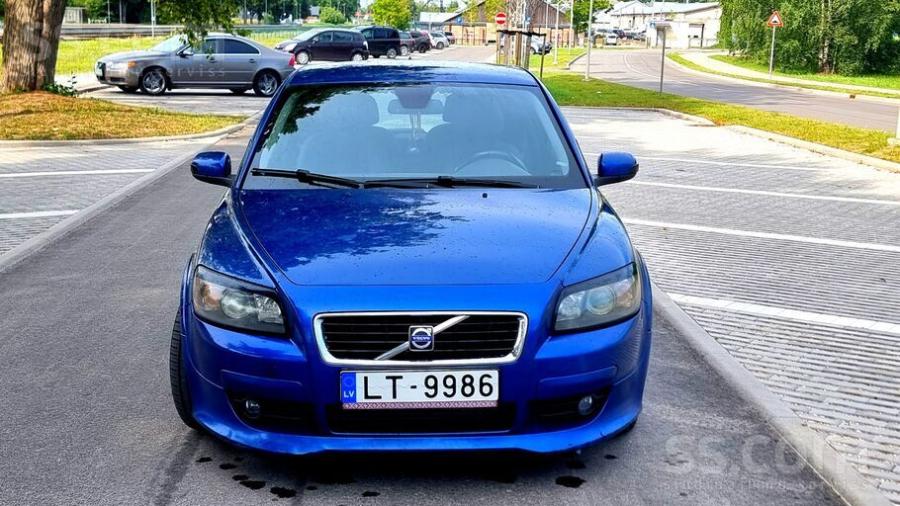 Zils Volvo C30 2007 Cēsis, ar dzinēja tilpumu 2.00 L un nobraukumu 342 tūkst. km par 2300 €, foto 3 vietnē AUTOMOTO.COM.LV