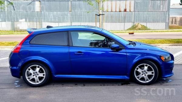 Zils Volvo C30 2007 Cēsis, ar dzinēja tilpumu 2.00 L un nobraukumu 342 tūkst. km par 2300 €, foto 4 vietnē AUTOMOTO.COM.LV