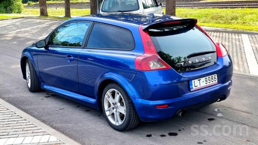Zils Volvo C30 2007 Cēsis, ar dzinēja tilpumu 2.00 L un nobraukumu 342 tūkst. km par 2300 €, foto 8 vietnē AUTOMOTO.COM.LV
