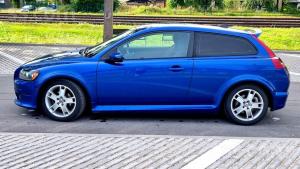 Zils Volvo C30 2007 Cēsis, ar dzinēja tilpumu 2.00 L un nobraukumu 342 tūkst. km par 2300 €, foto 9 vietnē AUTOMOTO.COM.LV