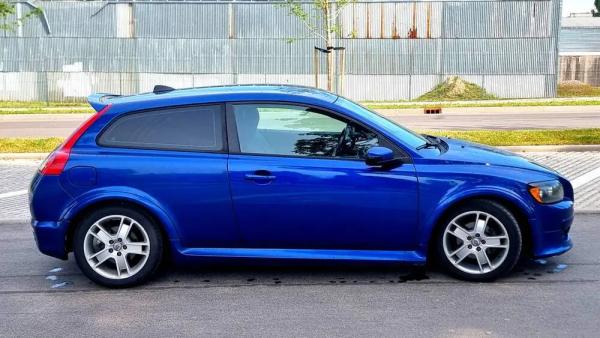 Zils Volvo C30 2007 Cēsis, ar dzinēja tilpumu 2.00 L un nobraukumu 342 tūkst. km par 2300 €, foto 4 vietnē AUTOMOTO.COM.LV