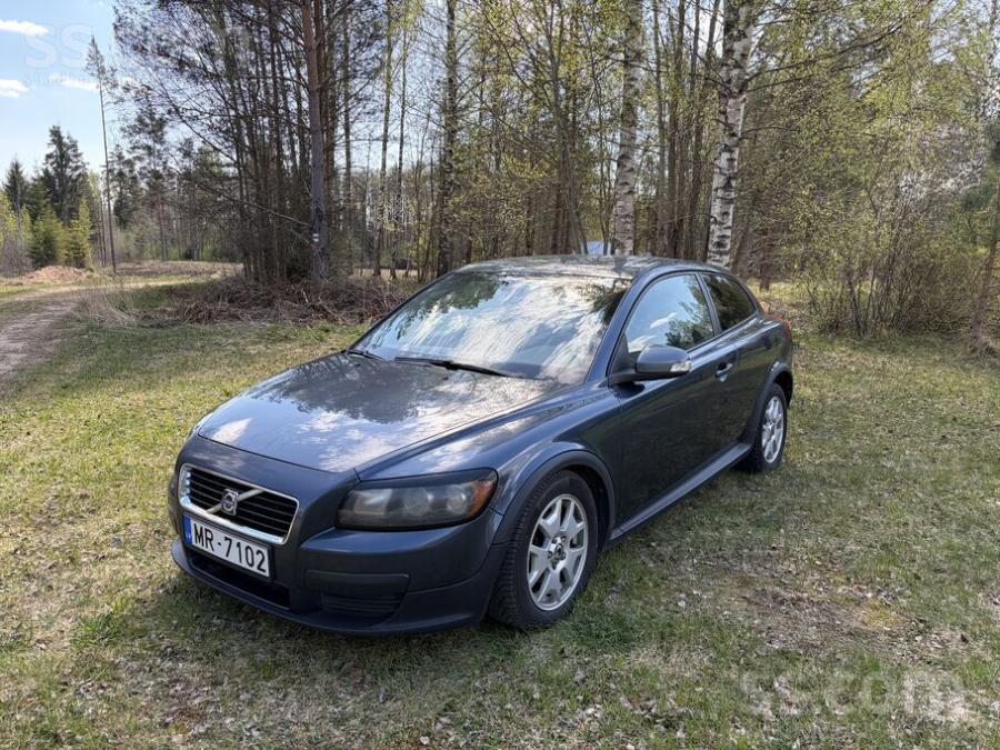 Синий Вольво Ц30 2007 в Рига, объемом двигателя 1.60 л и пробегом 340 тыс. км за 2250 €, фото 2 на AUTOMOTO.COM.LV