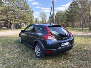 Синий Вольво Ц30 2007 в Рига, объемом двигателя 1.60 л и пробегом 340 тыс. км за 2250 €, фото 4 на AUTOMOTO.COM.LV