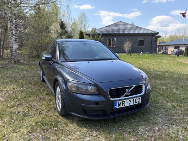 Синий Вольво Ц30 2007 в Рига, объемом двигателя 1.60 л и пробегом 340 тыс. км за 2250 €, фото 2 на AUTOMOTO.COM.LV