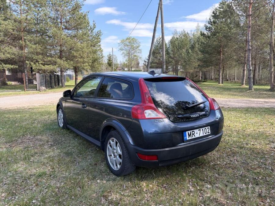 Zils Volvo C30 2007 Rīga, ar dzinēja tilpumu 1.60 L un nobraukumu 340 tūkst. km par 2250 €, foto 4 vietnē AUTOMOTO.COM.LV