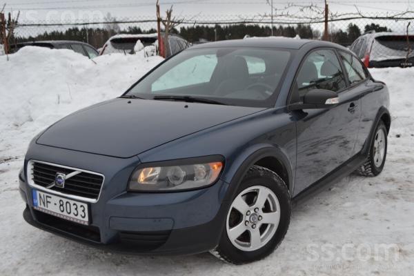 Blue Volvo C30 2008 in Riga, with an engine capacity of 1.60 L and mileage of 303 thousand km for 2390 €, photo 1 on AUTOMOTO.COM.LV