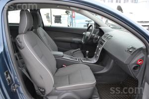 Zils Volvo C30 2008 Rīga, ar dzinēja tilpumu 1.60 L un nobraukumu 303 tūkst. km par 2390 €, foto 9 vietnē AUTOMOTO.COM.LV