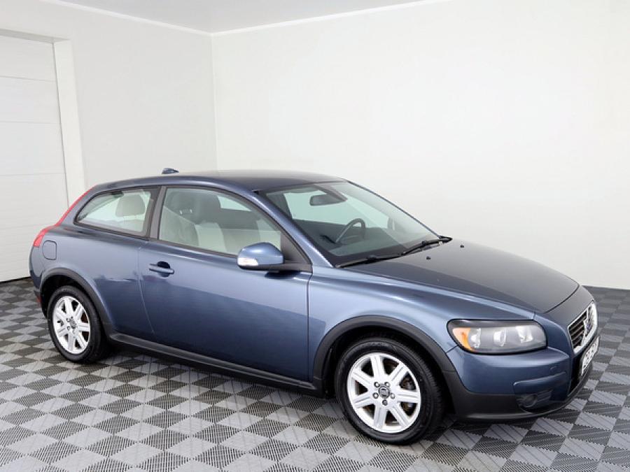 Blue Volvo C30 2009 in Tallinn, with an engine capacity of 2.00 L and mileage of 173 thousand km for 2499 €, photo 1 on AUTOMOTO.COM.LV