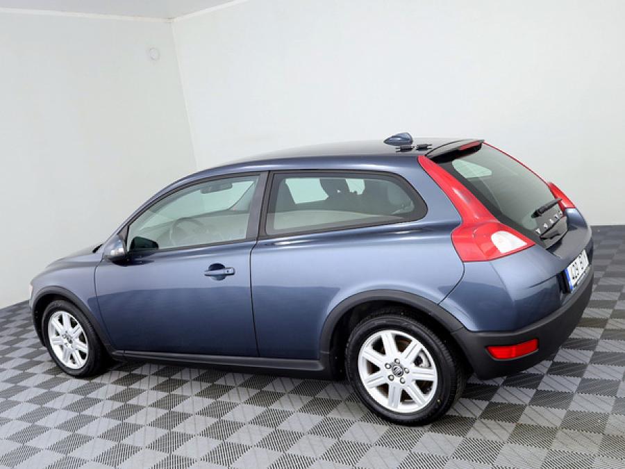 Blue Volvo C30 2009 in Tallinn, with an engine capacity of 2.00 L and mileage of 173 thousand km for 2499 €, photo 5 on AUTOMOTO.COM.LV