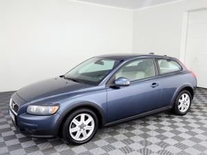 Blue Volvo C30 2009 in Tallinn, with an engine capacity of 2.00 L and mileage of 173 thousand km for 2499 €, photo 10 on AUTOMOTO.COM.LV