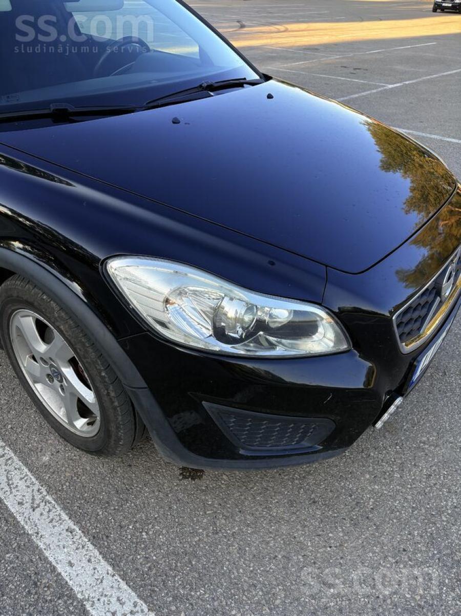 Blue Volvo C30 2010 in Jekabpils, with an engine capacity of 1.60 L and mileage of 239 thousand km for 3000 €, photo 5 on AUTOMOTO.COM.LV