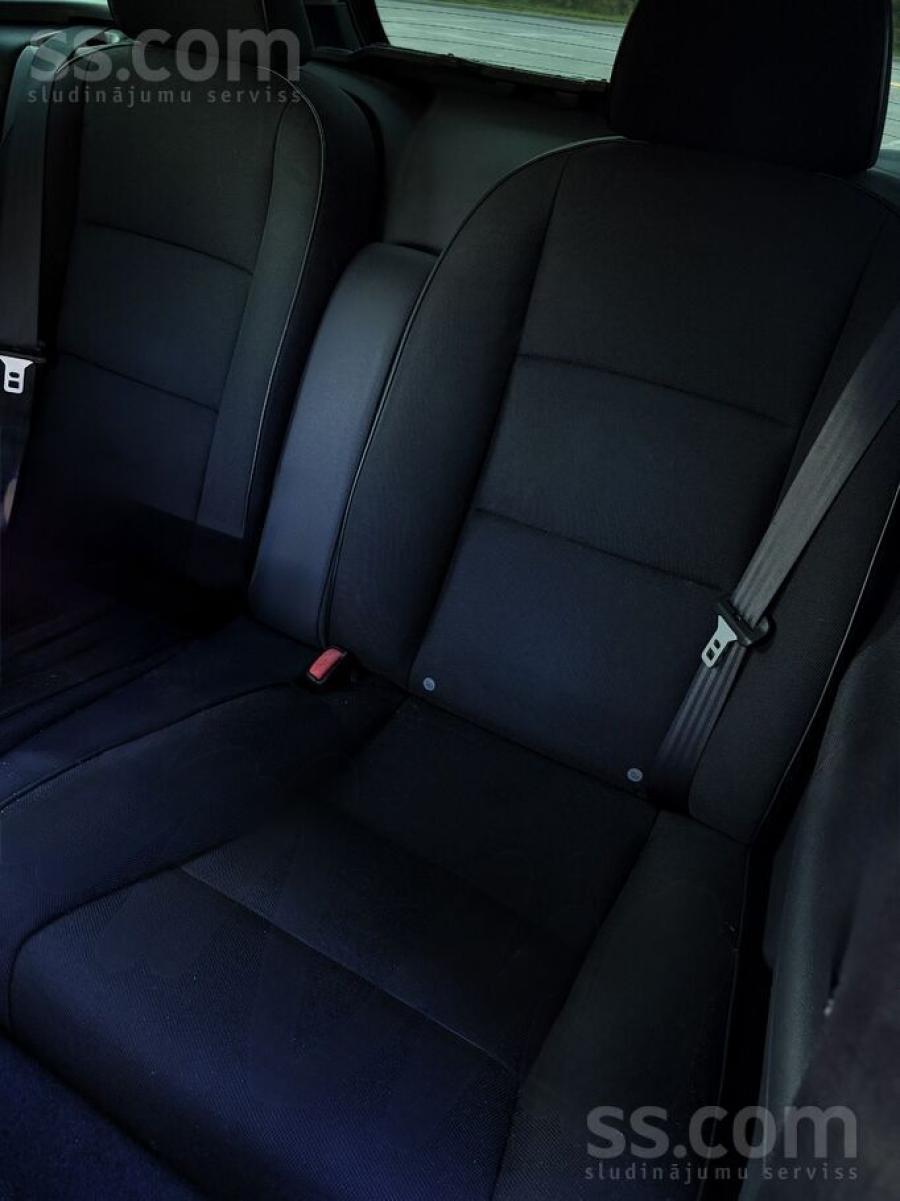 Blue Volvo C30 2010 in Jekabpils, with an engine capacity of 1.60 L and mileage of 239 thousand km for 3000 €, photo 7 on AUTOMOTO.COM.LV