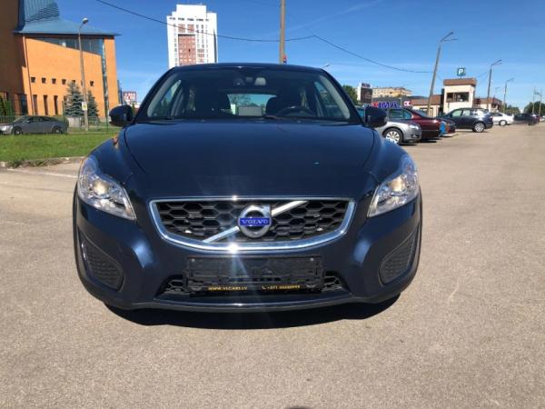 Zils Volvo C30 2011 Rīga, ar dzinēja tilpumu 1.60 L un nobraukumu 214 tūkst. km par 5950 €, foto 5 vietnē AUTOMOTO.COM.LV
