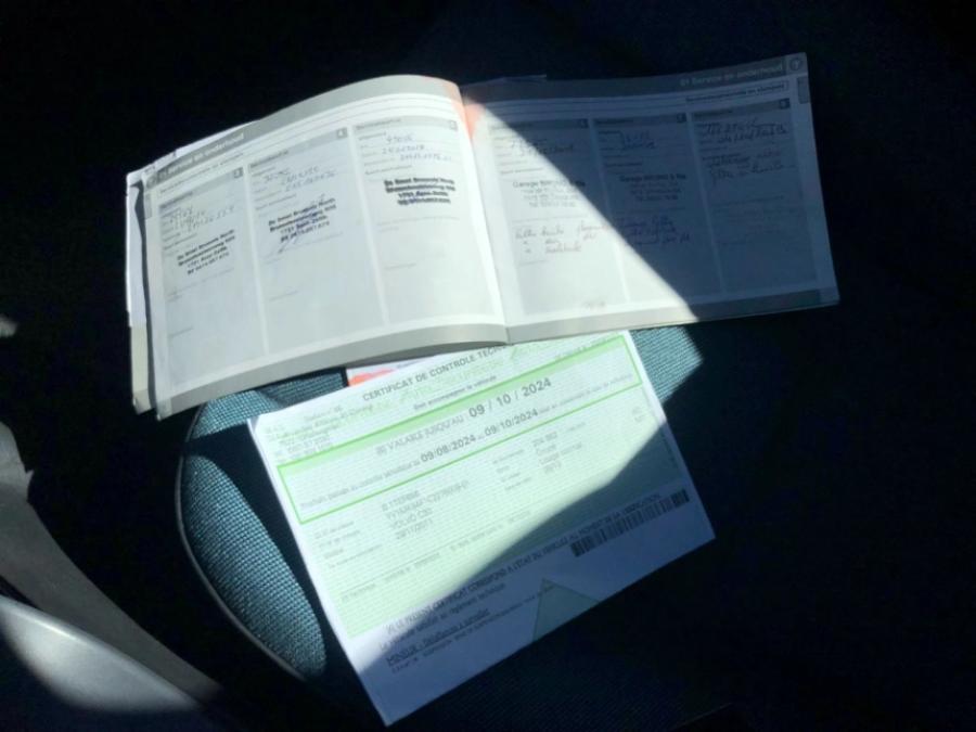 Zils Volvo C30 2011 Rīga, ar dzinēja tilpumu 1.60 L un nobraukumu 214 tūkst. km par 5950 €, foto 19 vietnē AUTOMOTO.COM.LV