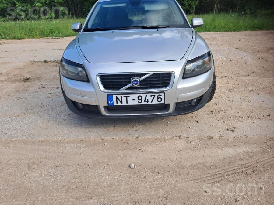 Volvo C30 2007 in Valmiera, with an engine capacity of 1.60 L and mileage of 314 thousand km for 1850 €, photo 1 on AUTOMOTO.COM.LV