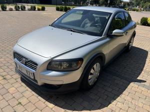Volvo C30 2007 Rīga, ar dzinēja tilpumu 1.60 L un nobraukumu 166 tūkst. km par 2800 €, foto 2 vietnē AUTOMOTO.COM.LV