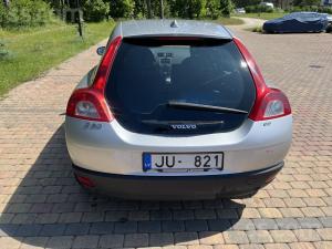 Volvo C30 2007 Rīga, ar dzinēja tilpumu 1.60 L un nobraukumu 166 tūkst. km par 2800 €, foto 5 vietnē AUTOMOTO.COM.LV