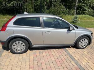 Volvo C30 2007 Rīga, ar dzinēja tilpumu 1.60 L un nobraukumu 166 tūkst. km par 2800 €, foto 7 vietnē AUTOMOTO.COM.LV