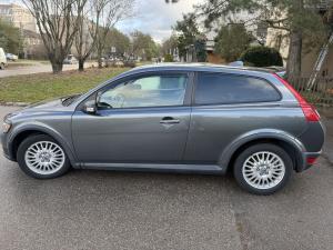 Volvo C30 2007 in Kaunas, with an engine capacity of 1.60 L and mileage of 235 thousand km for 1950 €, photo 9 on AUTOMOTO.COM.LV