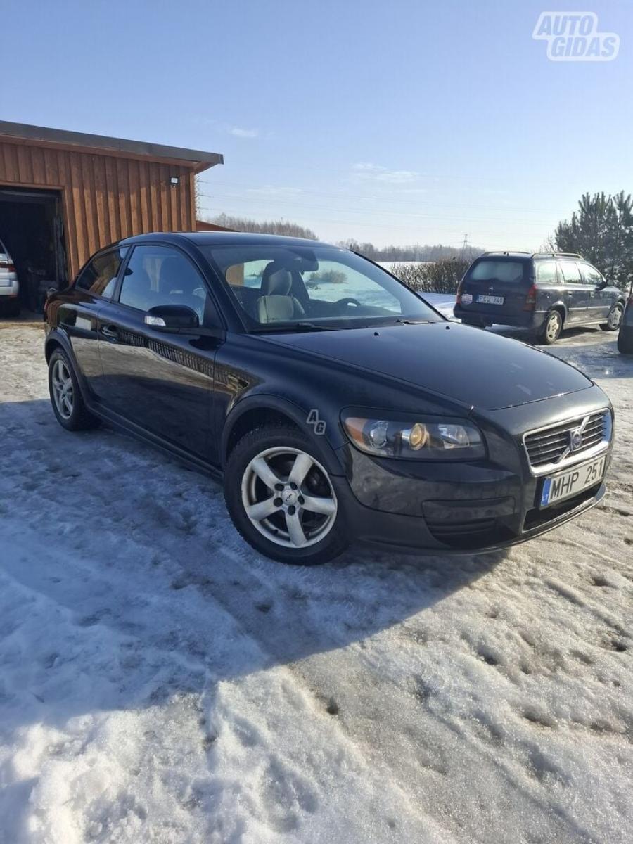 Volvo C30 2007 Elektrėnai, ar dzinēja tilpumu 2.00 L un nobraukumu 275 tūkst. km par 1750 €, foto 6 vietnē AUTOMOTO.COM.LV