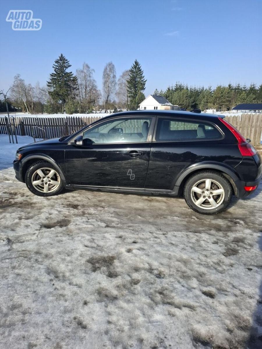 Volvo C30 2007 Elektrėnai, ar dzinēja tilpumu 2.00 L un nobraukumu 275 tūkst. km par 1750 €, foto 11 vietnē AUTOMOTO.COM.LV