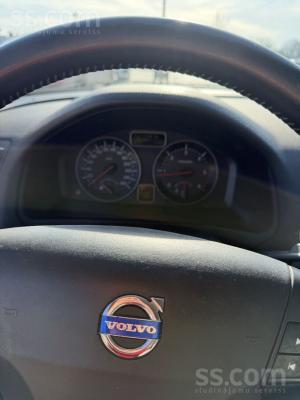Volvo C30 2007 Rīga, ar dzinēja tilpumu 2.40 L un nobraukumu 348 tūkst. km par 4590 €, foto 13 vietnē AUTOMOTO.COM.LV