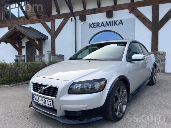 Volvo C30 2007 Jelgava, ar dzinēja tilpumu 2.40 L un nobraukumu 290 tūkst. km par 4400 €, foto 1 vietnē AUTOMOTO.COM.LV