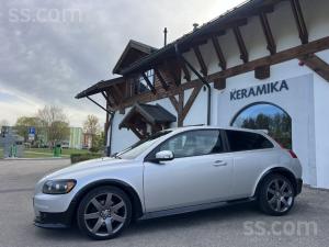 Volvo C30 2007 Jelgava, ar dzinēja tilpumu 2.40 L un nobraukumu 290 tūkst. km par 4400 €, foto 5 vietnē AUTOMOTO.COM.LV