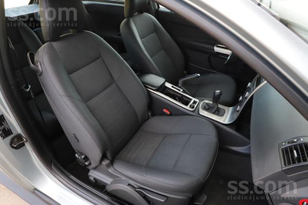 Volvo C30 2007 Tukums, ar dzinēja tilpumu 1.60 L un nobraukumu 277 tūkst. km par 2450 €, foto 8 vietnē AUTOMOTO.COM.LV