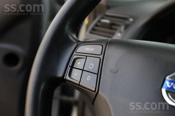 Volvo C30 2007 Tukums, ar dzinēja tilpumu 1.60 L un nobraukumu 277 tūkst. km par 2450 €, foto 10 vietnē AUTOMOTO.COM.LV