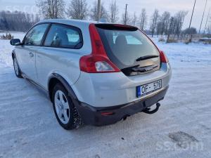 Вольво Ц30 2007 в Огре, объемом двигателя 2.00 л и пробегом 184 тыс. км за 3990 €, фото 5 на AUTOMOTO.COM.LV