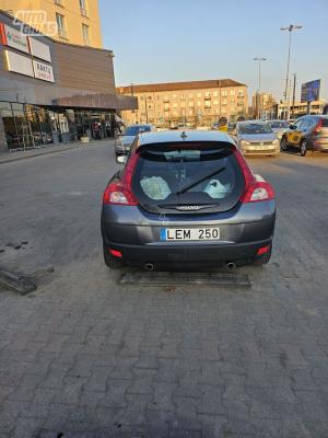 Volvo C30 2007 Viļņa, ar dzinēja tilpumu 2.40 L un nobraukumu 334 tūkst. km par 2800 €, foto 5 vietnē AUTOMOTO.COM.LV