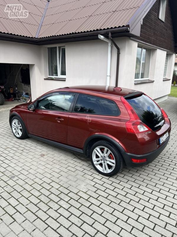 Volvo C30 2007 Klaipėda, ar dzinēja tilpumu 2.00 L un nobraukumu 400 tūkst. km par 1750 €, foto 5 vietnē AUTOMOTO.COM.LV
