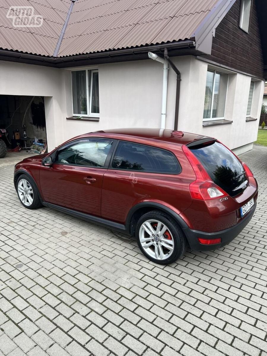 Volvo C30 2007 Klaipėda, ar dzinēja tilpumu 2.00 L un nobraukumu 400 tūkst. km par 2500 €, foto 6 vietnē AUTOMOTO.COM.LV