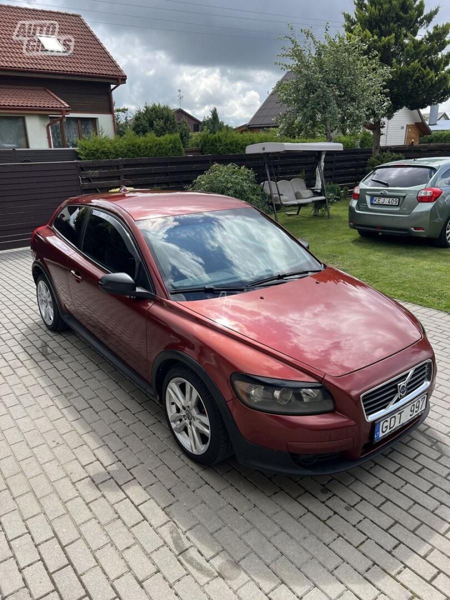 Volvo C30 2007 Klaipėda, ar dzinēja tilpumu 2.00 L un nobraukumu 400 tūkst. km par 2500 €, foto 9 vietnē AUTOMOTO.COM.LV