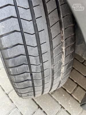 Volvo C30 2007 Klaipėda, ar dzinēja tilpumu 2.00 L un nobraukumu 400 tūkst. km par 2500 €, foto 13 vietnē AUTOMOTO.COM.LV