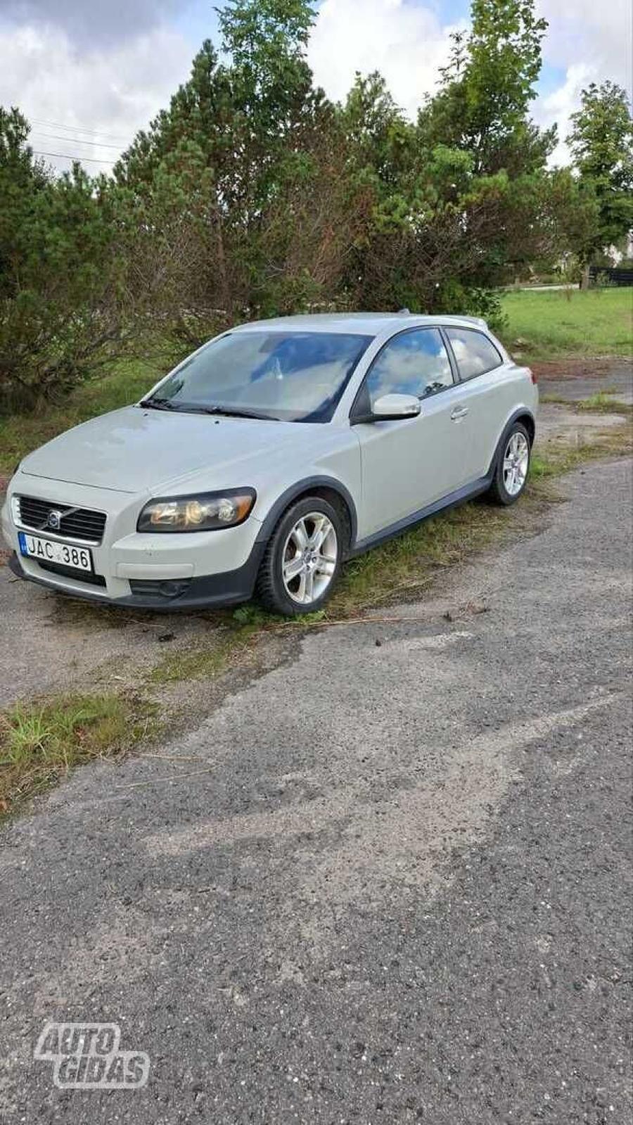 Вольво Ц30 2007 в Кретинга, объемом двигателя 2.00 л и пробегом 288 тыс. км за 2000 €, фото 5 на AUTOMOTO.COM.LV