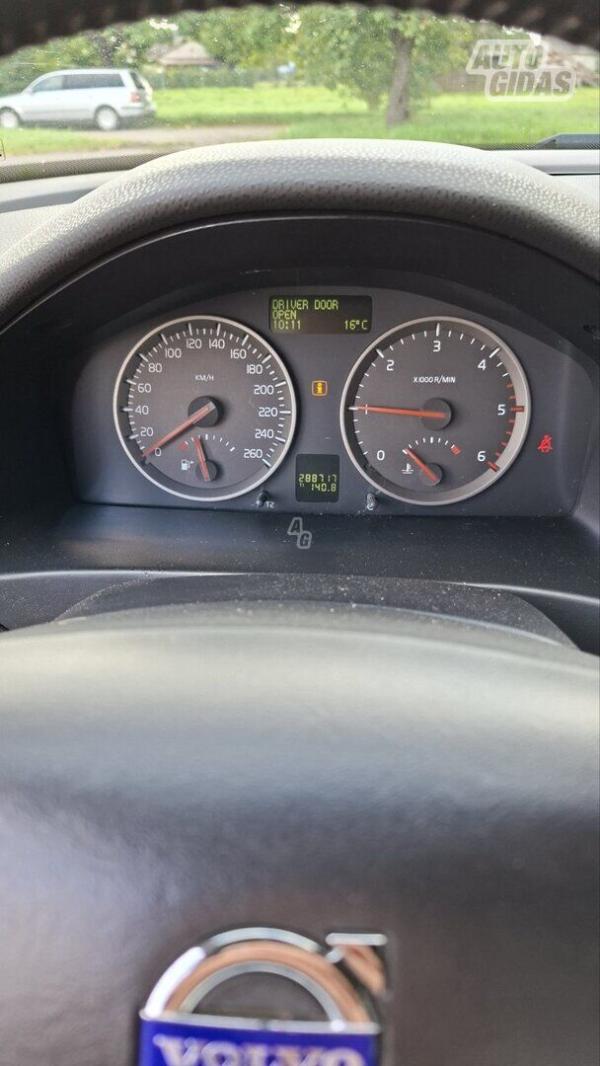 Volvo C30 2007 in Kretinga, with an engine capacity of 2.00 L and mileage of 288 thousand km for 2000 €, photo 11 on AUTOMOTO.COM.LV