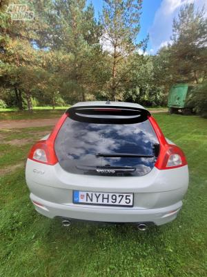 Volvo C30 2007 in Kaisiadorys, with an engine capacity of 2.40 L and mileage of 246 thousand km for 2750 €, photo 5 on AUTOMOTO.COM.LV