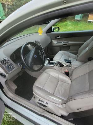 Volvo C30 2007 in Kaisiadorys, with an engine capacity of 2.40 L and mileage of 246 thousand km for 2750 €, photo 6 on AUTOMOTO.COM.LV