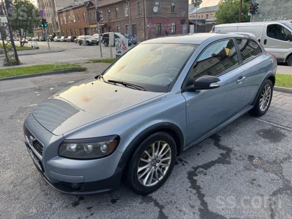 Volvo C30 2008 Rīga, ar dzinēja tilpumu 1.60 L un nobraukumu 362 tūkst. km par 1500 €, foto 2 vietnē AUTOMOTO.COM.LV