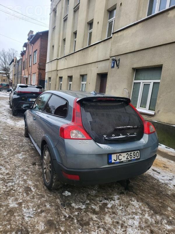 Volvo C30 2008 Rīga, ar dzinēja tilpumu 1.60 L un nobraukumu 376 tūkst. km par 1950 €, foto 2 vietnē AUTOMOTO.COM.LV