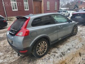 Volvo C30 2008 Rīga, ar dzinēja tilpumu 1.60 L un nobraukumu 376 tūkst. km par 1950 €, foto 3 vietnē AUTOMOTO.COM.LV