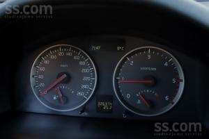Вольво Ц30 2008 в Тукумс, объемом двигателя 2.00 л и пробегом 327 тыс. км за 3450 €, фото 13 на AUTOMOTO.COM.LV