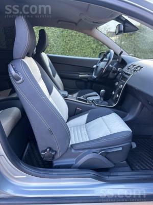 Volvo C30 2008 in Talsi, with an engine capacity of 2.40 L and mileage of 241 thousand km for 4770 €, photo 16 on AUTOMOTO.COM.LV