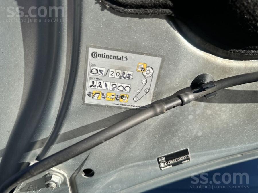 Volvo C30 2008 in Talsi, with an engine capacity of 2.40 L and mileage of 241 thousand km for 4770 €, photo 21 on AUTOMOTO.COM.LV